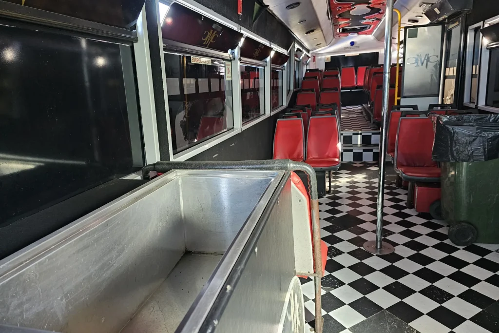 About us – CMC Party buses